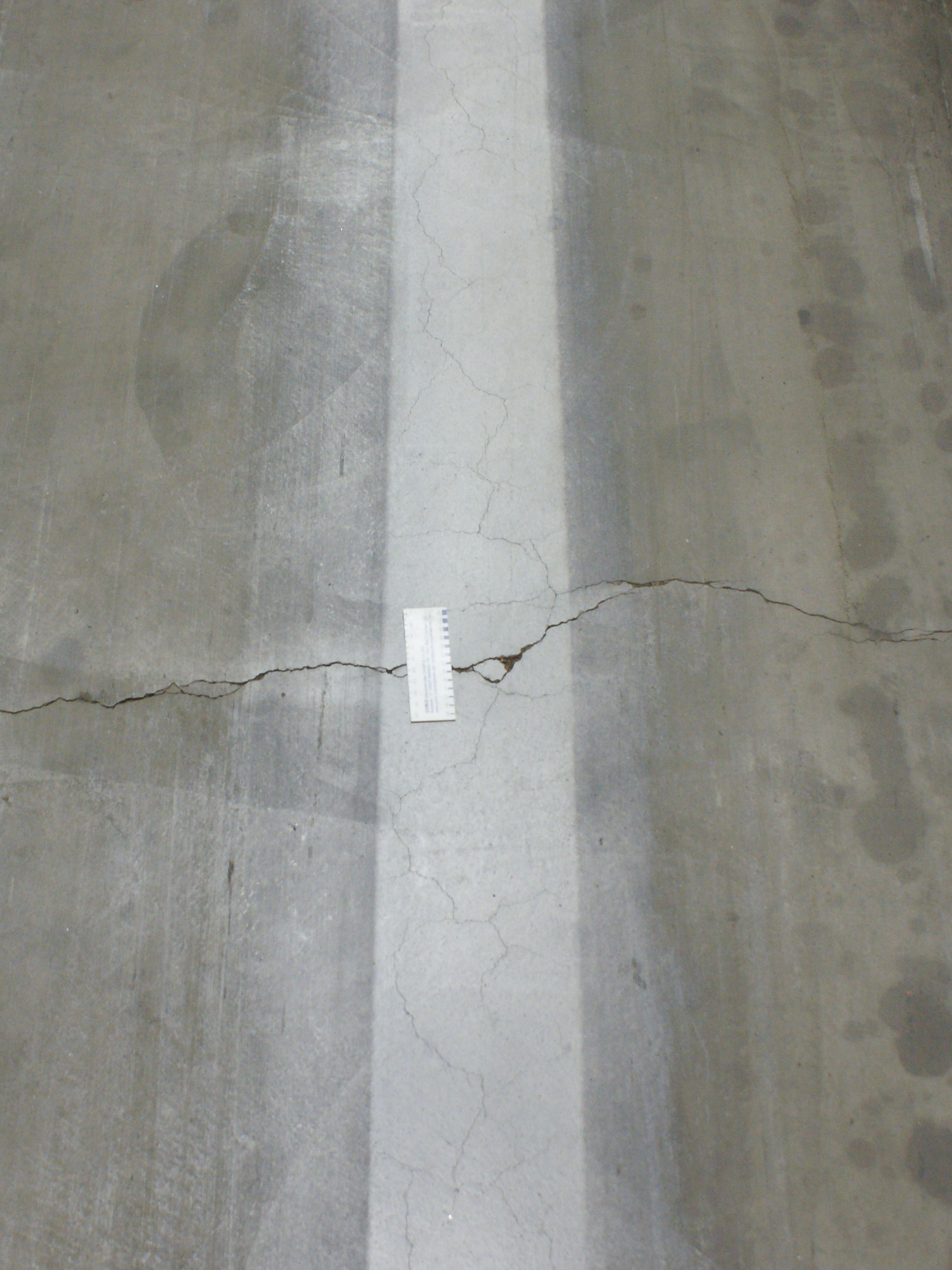 Risse – Gutachten-Industrieboden